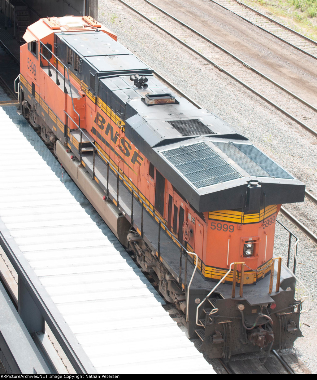 BNSF 5999